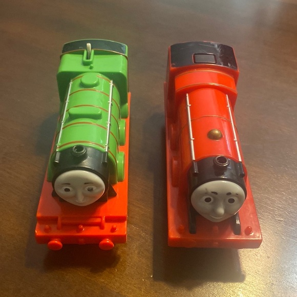Thomas train | Toys | Set Of Gordon And James From Thomas Train | Poshmark